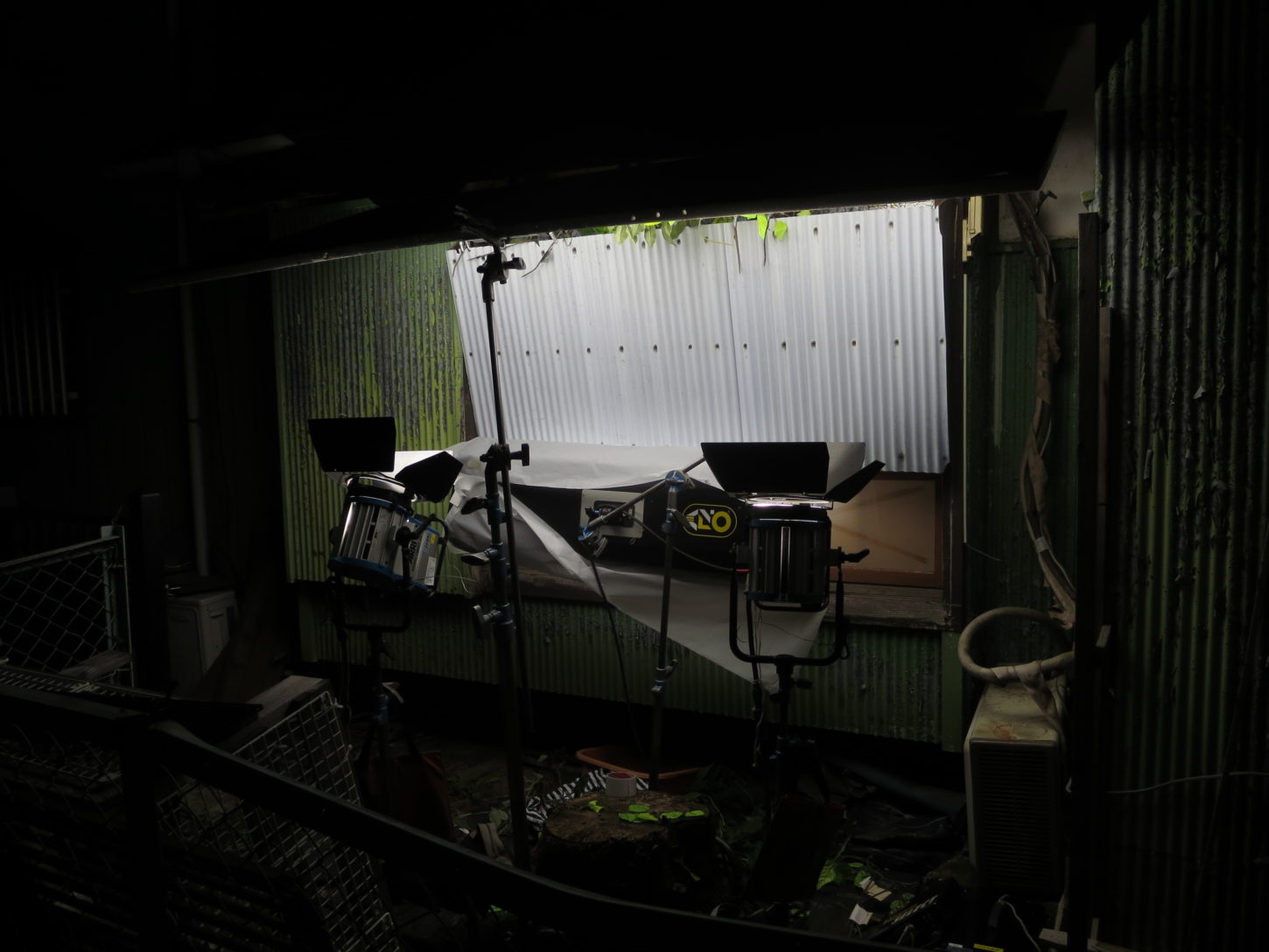 IMG_8007ハウススタジオ、外観・照明・撮影機材 | アクセス抜群の大型撮影スタジオ